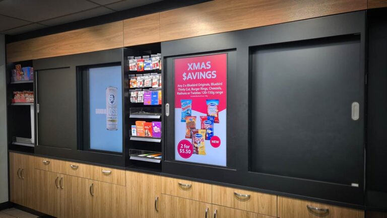 Mobil retail display, screens and product security cabinets